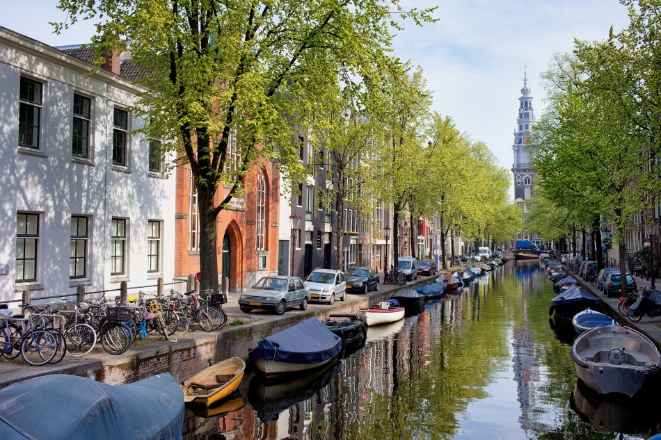 Met de trein naar Amsterdam Schiphol Airport | NS International