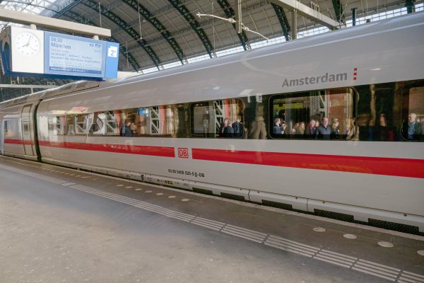 ICE train named Amsterdam | NS International